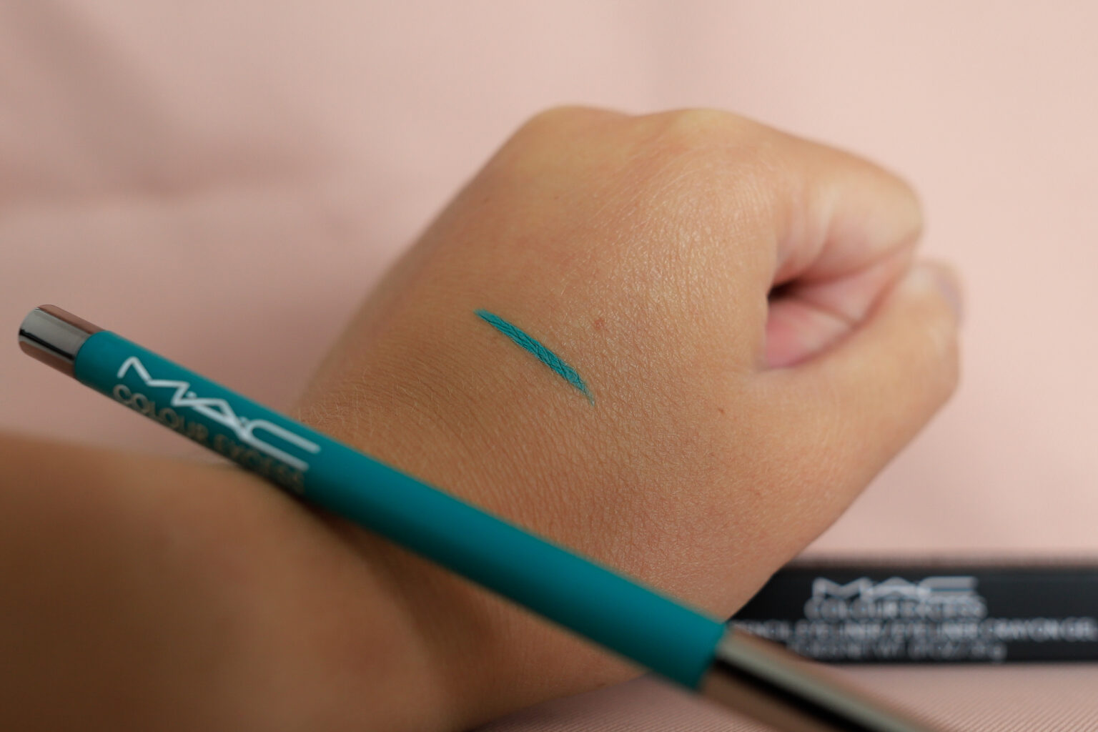 MAC Stranger Things - Just Roos